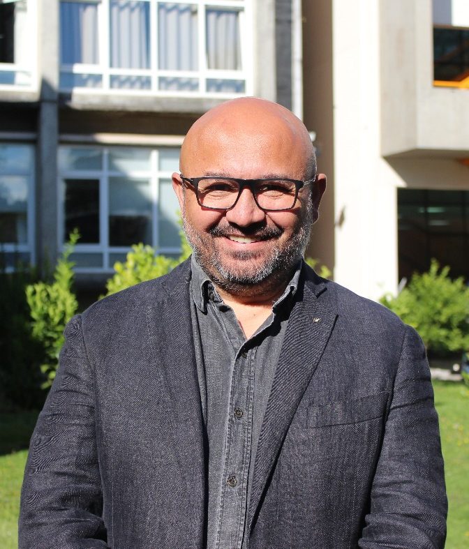 SERGIO CHACÓN ARMIJO - Universidad Católica de Temuco